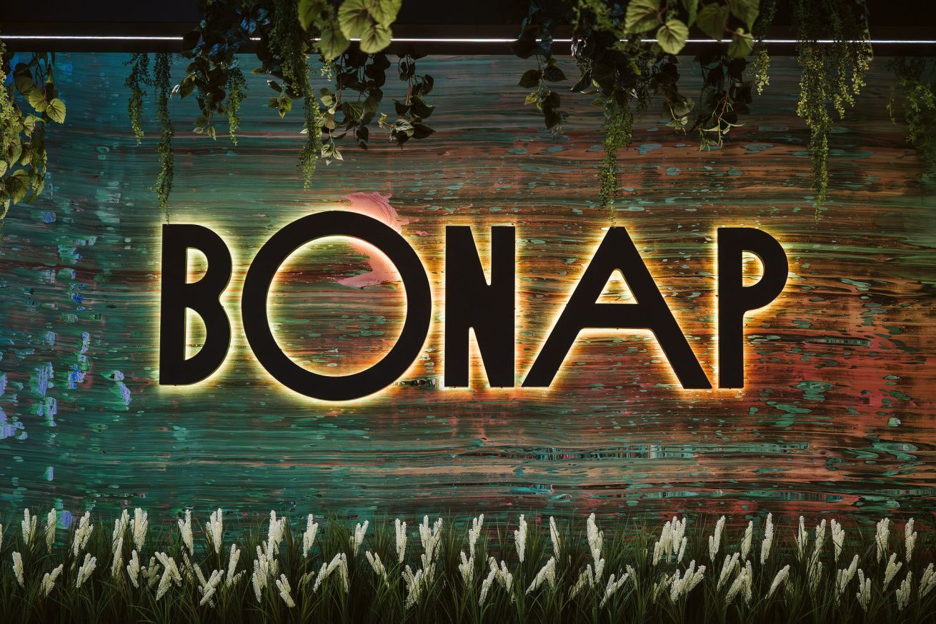 bonap: Alexis Nihon’s New Food Court is Ready - News - Cominar Real ...